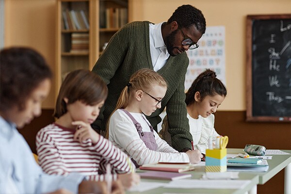 The human spark: Teaching grammar in the age of AI