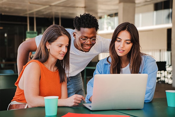Future-ready English: Standards-aligned digital and workplace skills